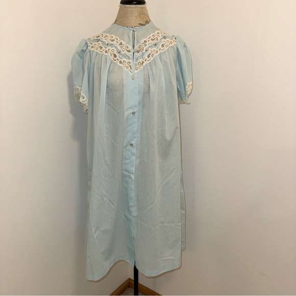 Intimates & Sleepwear | Vtg Light Blue Ladies Housecoat Lace ...